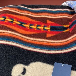 Pendleton | Bedding | Pendleton Big Medicine Blanket | Poshmark